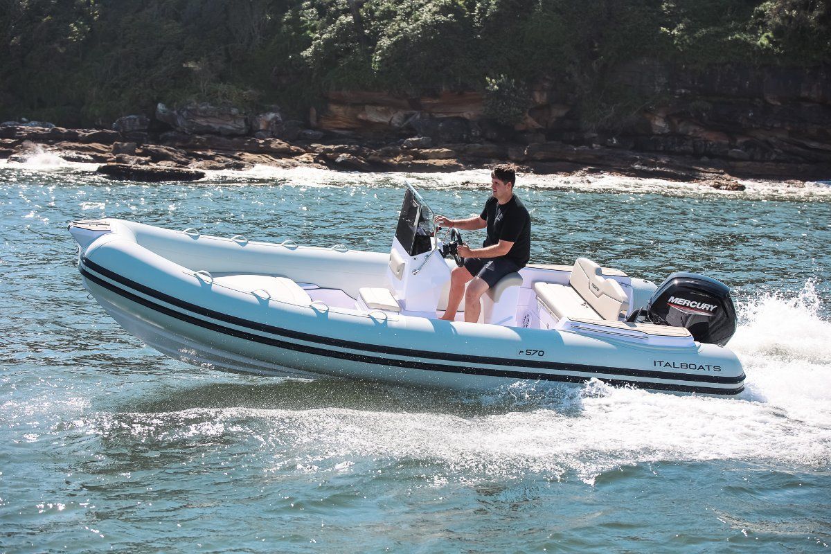 2022 Italboats Predator 570 | Boat Research | Boats Online