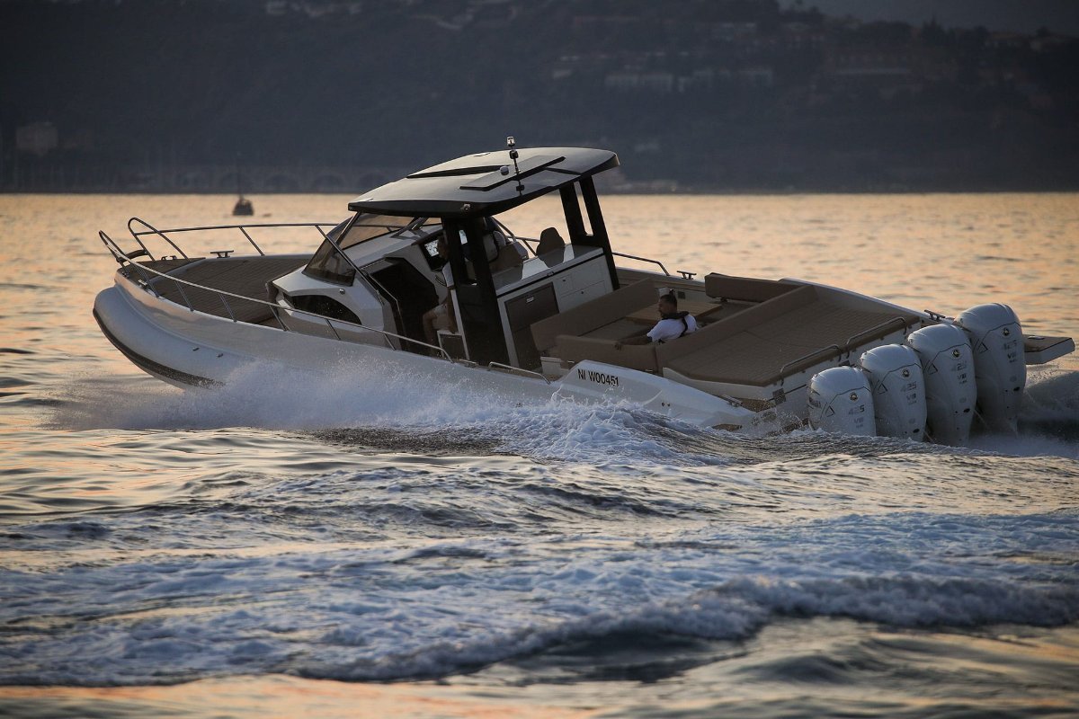 2023 Capelli Tempest 50 | Boat Research | BoatsOnline