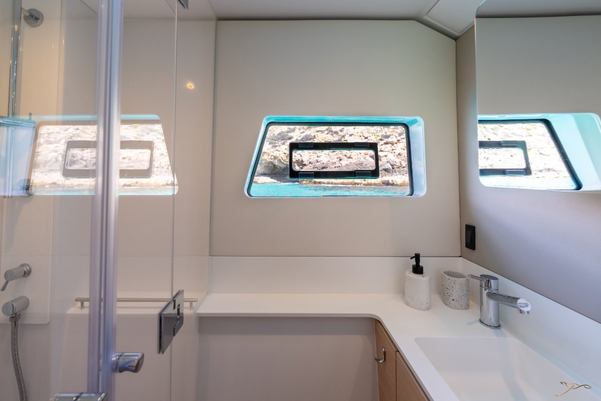 2023 Nautitech 44 Open | Boat Research | BoatsOnline