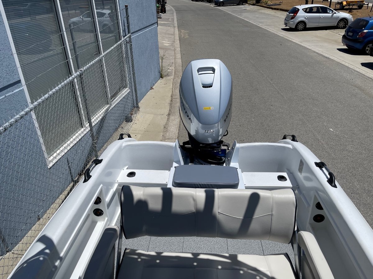 2023 Mac Boats 600 Centre Console | Boat Research | Boats Online