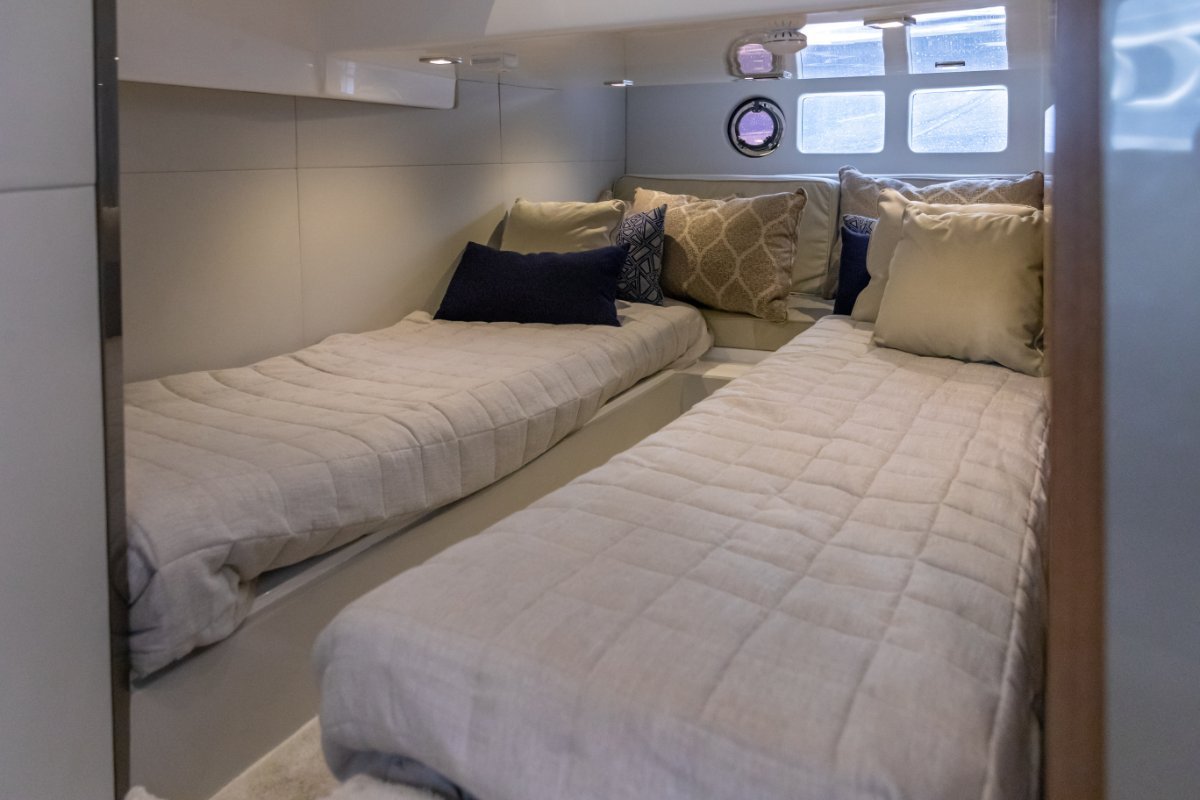 2022 Schaefer 400 | Boat Research | Yachthub