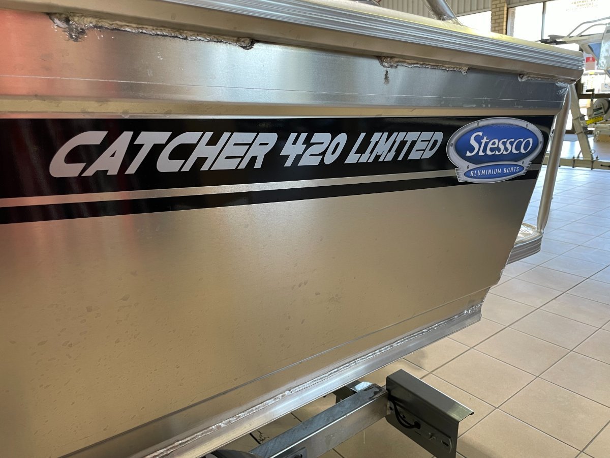 2022 Stessco Catcher 420 Limited | Boat Research | Boats Online
