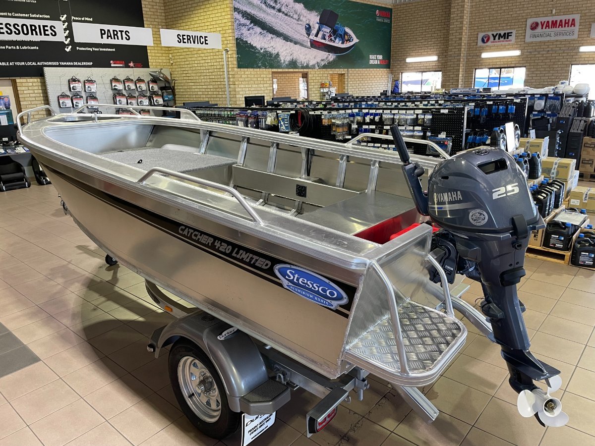 2022 Stessco Catcher 420 Limited | Boat Research | Boats Online