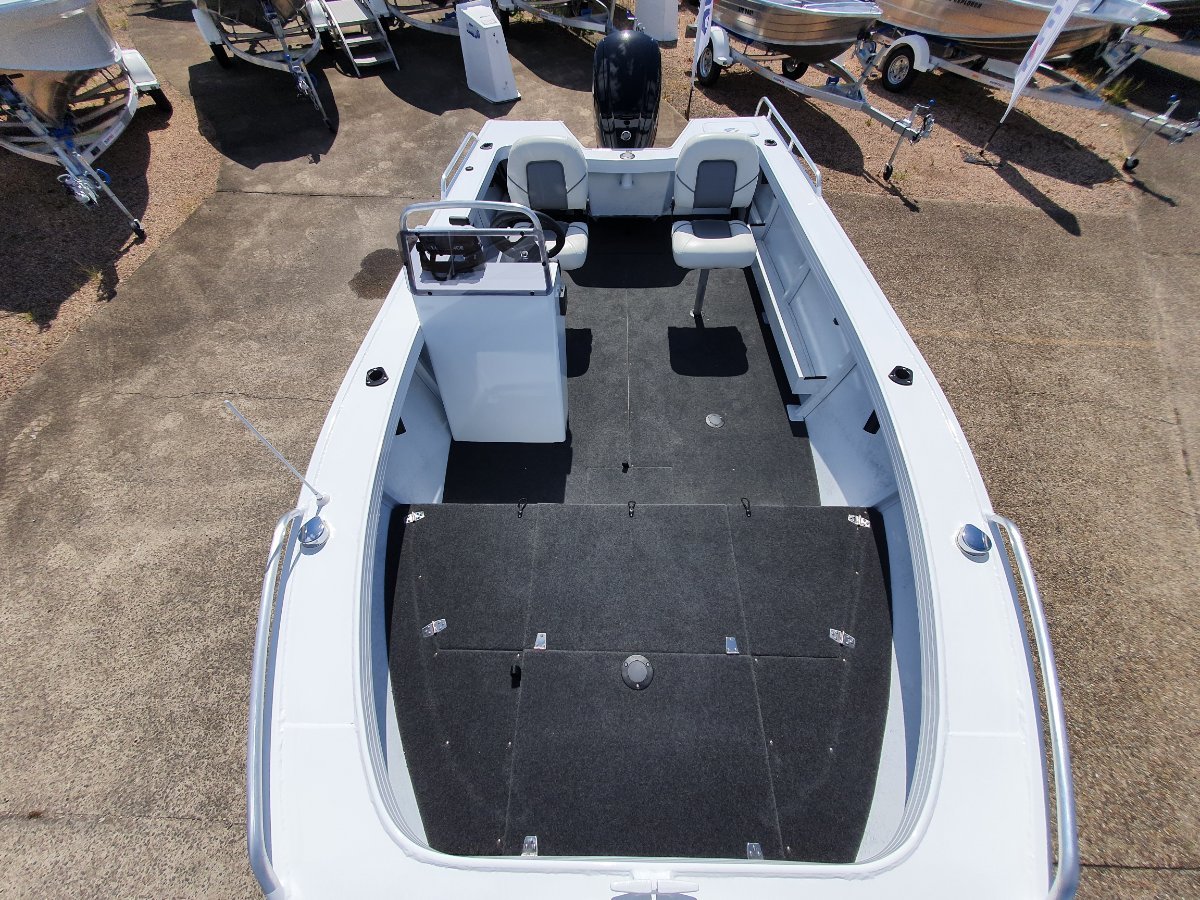 2023 Quintrex 490 Renegade Side Console | Boat Research | Boats Online