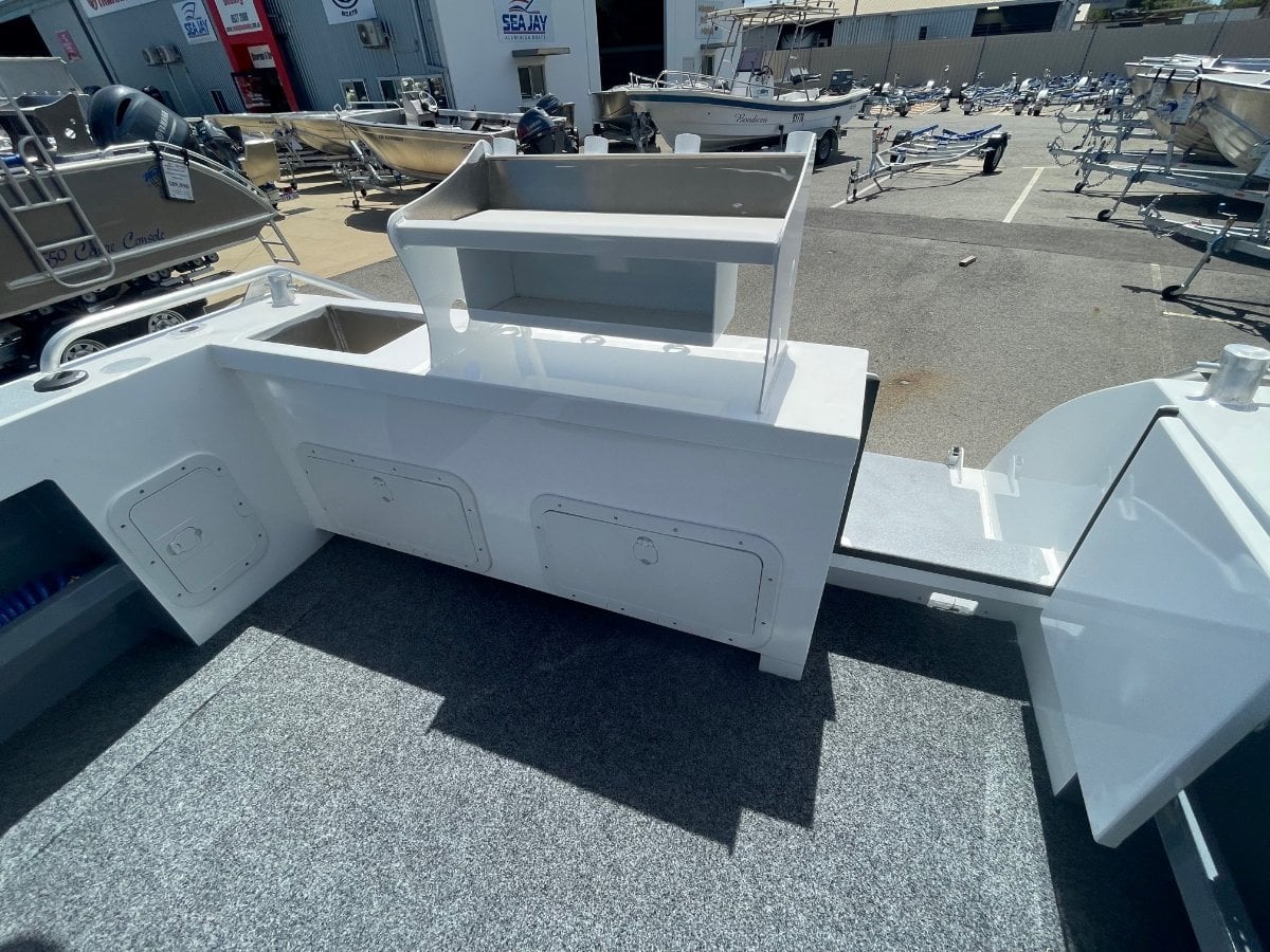 2022 Intimidator Boats Cuddy Cabin - Adventure Special Series | Boat ...