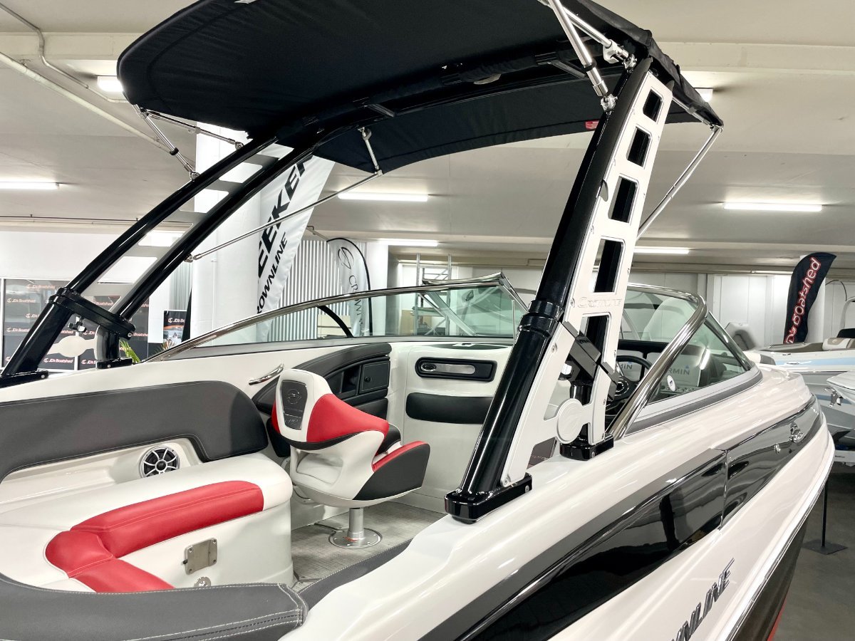 2023 Crownline 270 Ss | Boat Research | BoatsOnline