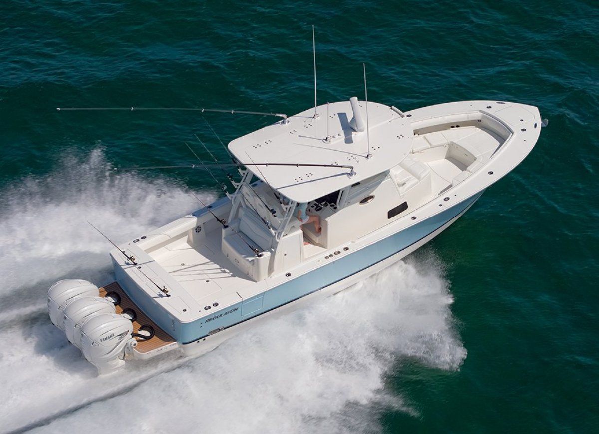 2023 Regulator 37 | Boat Research | Yachthub