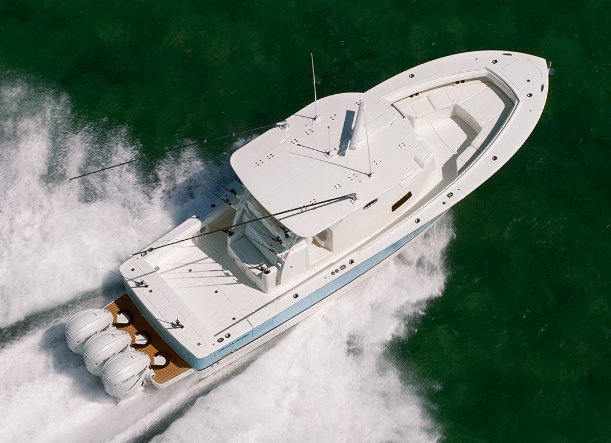 2023 Regulator 37 | Boat Research | Boats Online