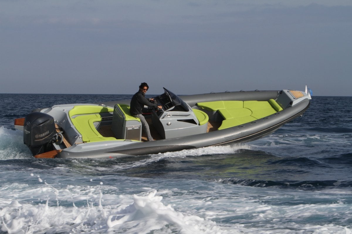 2023 Lomac Adrenalina 8.5 | Boat Research | Boats Online