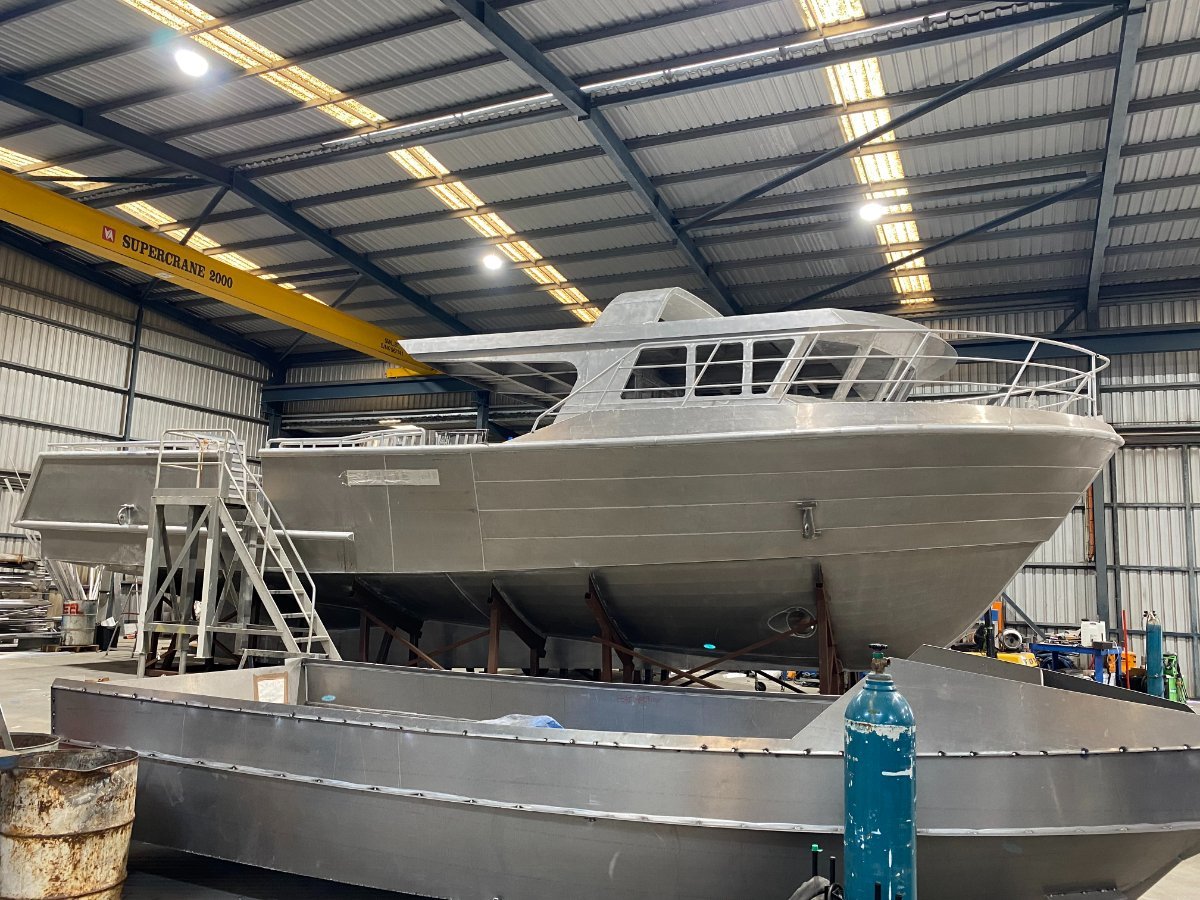 2023 Saltwater Commercial Boats 16.6 Cray Boat | Boat Research ...
