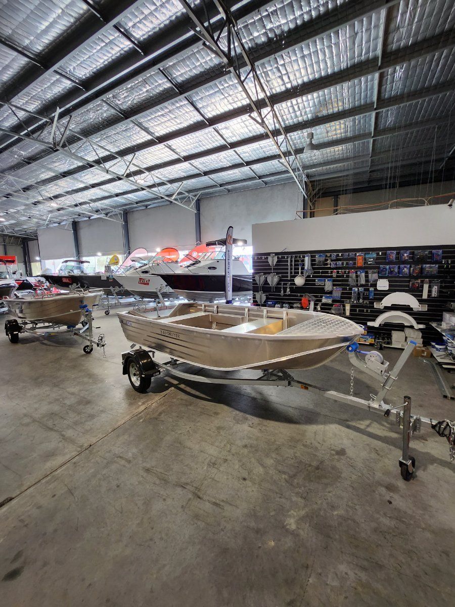 2023 Bluefin 3.80 Drifter | Boat Research | BoatsOnline