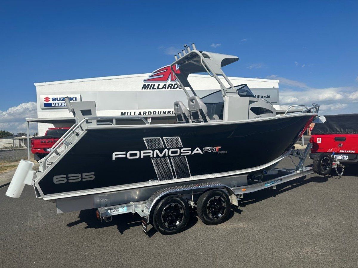 2023 Formosa 635 Srt Centre Cabin | Boat Research | Boats Online