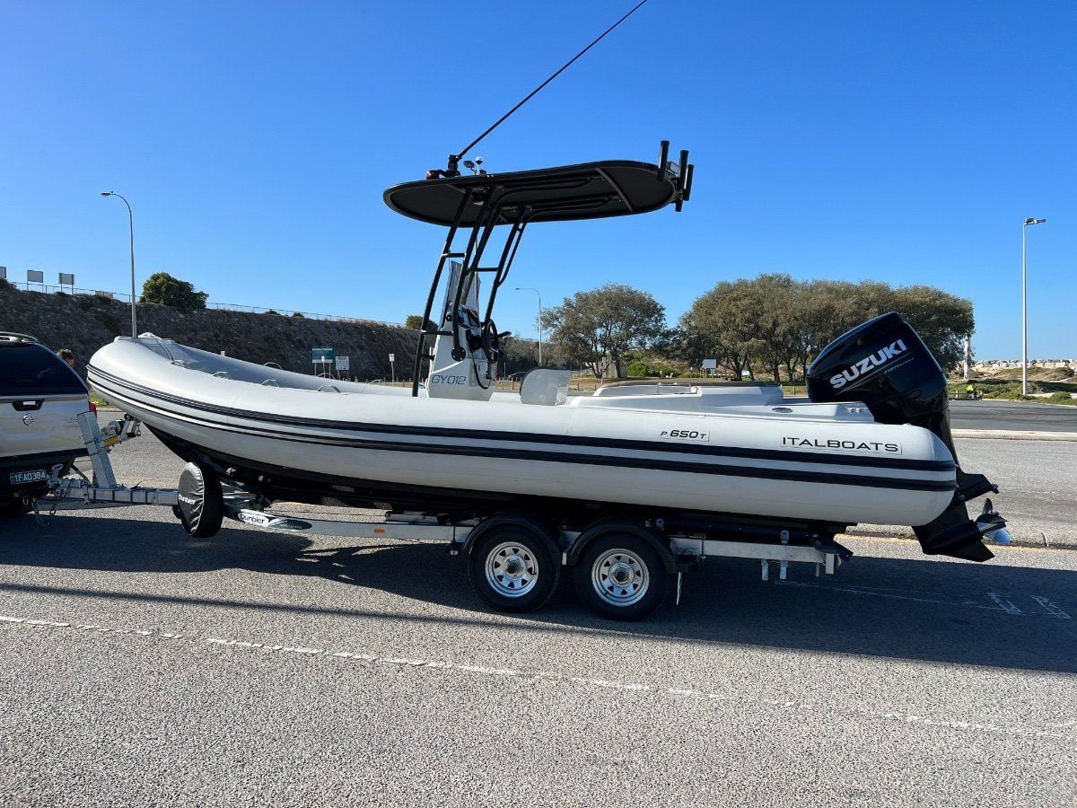 2023 Italboats Predator 650 Touring | Boat Research | Boats Online