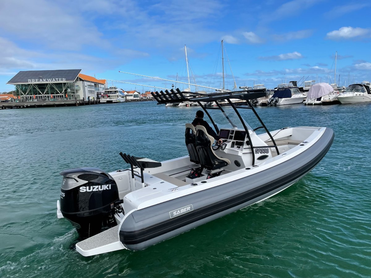 2022 Saber 725 Centre Console Rib | Boat Research | Boats Online