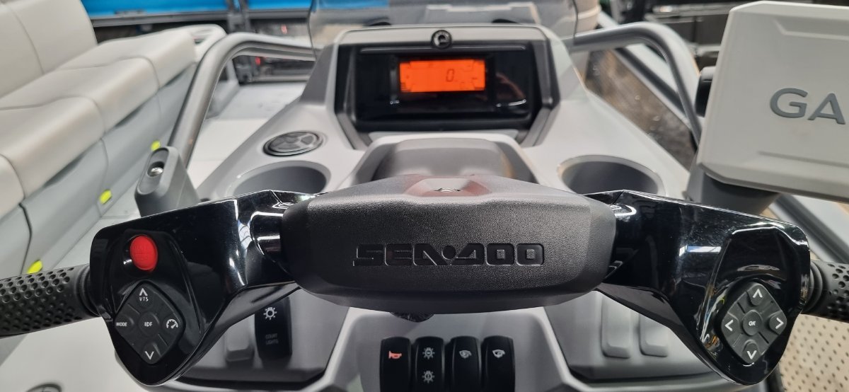 2024 Sea-doo Switch Cruise 230 | Boat Research | Yachthub