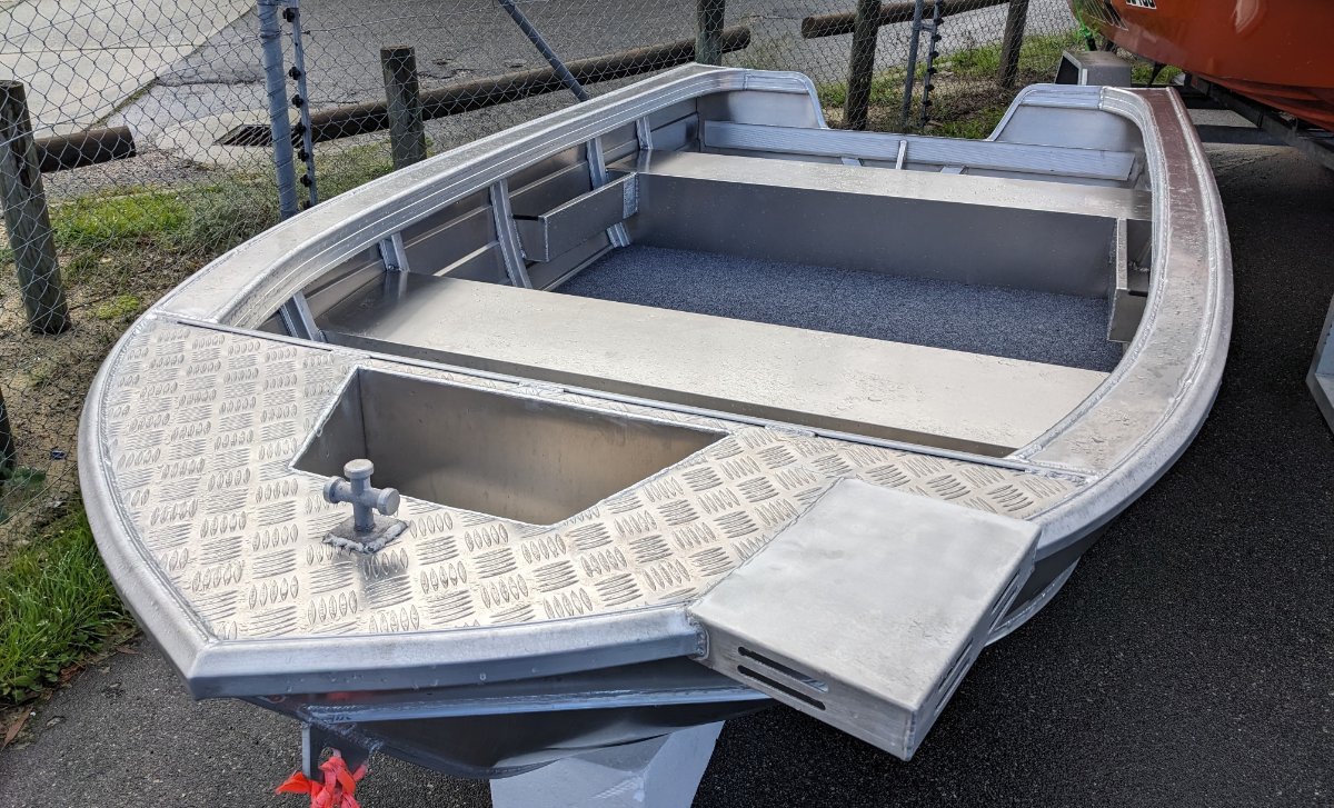 2023 Bluefin 3.95 Drifter Deluxe | Boat Research | Yachthub
