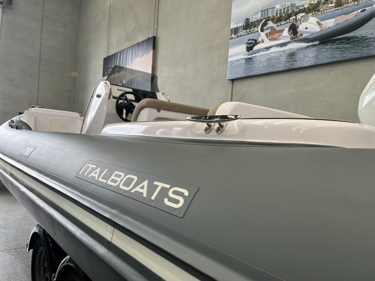 2022 Italboats Predator 750 | Boat Research | Yachthub