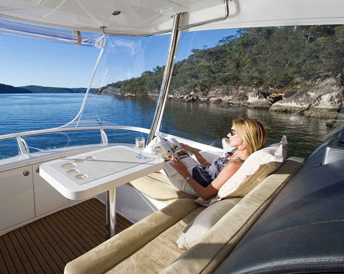 2024 Riviera 43 Open Flybridge | Boat Research | BoatsOnline