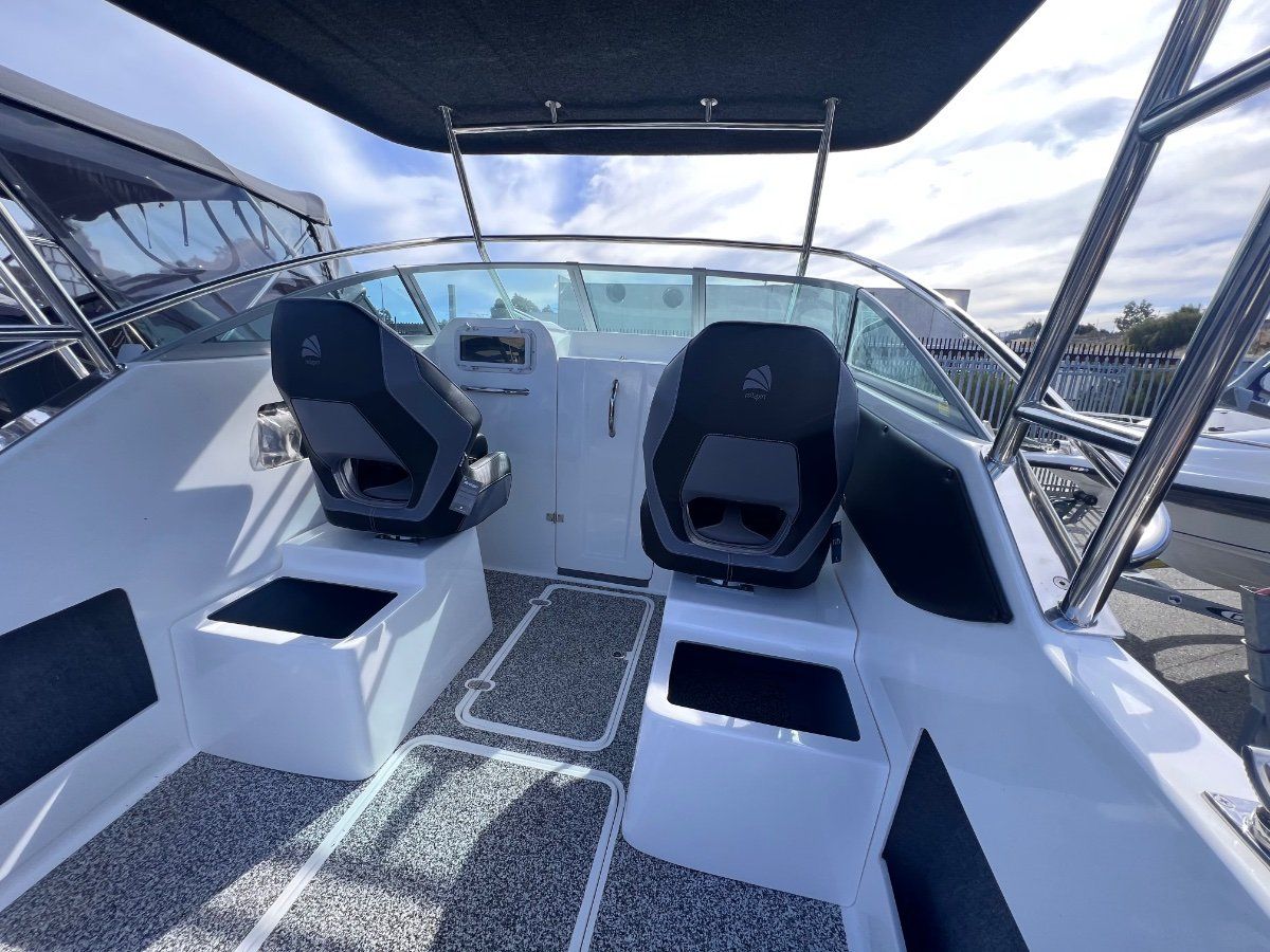 2023 Oryx Orca 7500 All Rounder | Boat Research | Boats Online