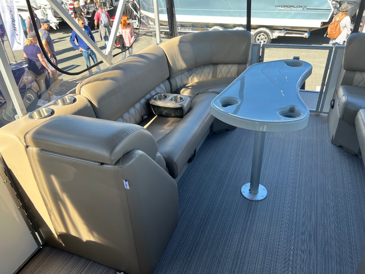 2023 Runaway Bay Pontoon Boats 22 Twin Hull | Boat Research | Yachthub