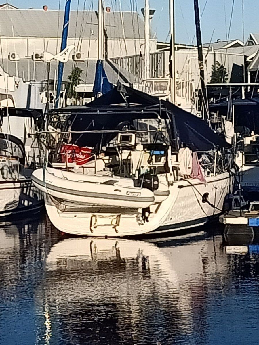 2023 Aurora Reefrider Cl 270 | Boat Research | Boats Online