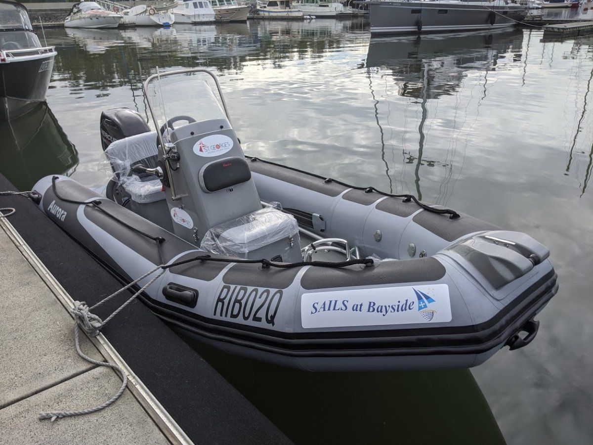 2023 Aurora Adventure V450 Console | Boat Research | Yachthub