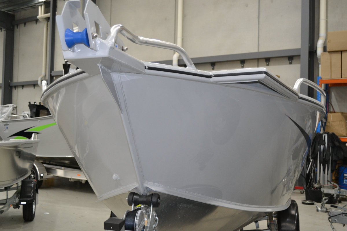 2023 Stessl 490 Trophy Plate | Boat Research | Yachthub