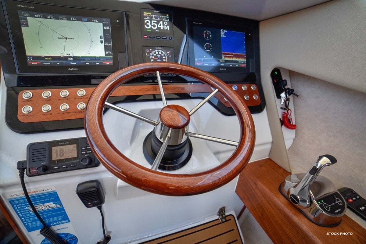 2024 Herley Commander | Boat Research | Boats Online