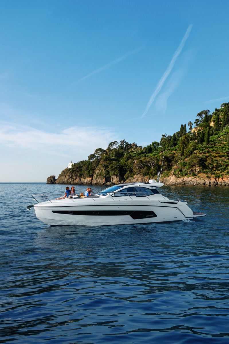 2022 Azimut Atlantis 45 | Boat Research | Yachthub