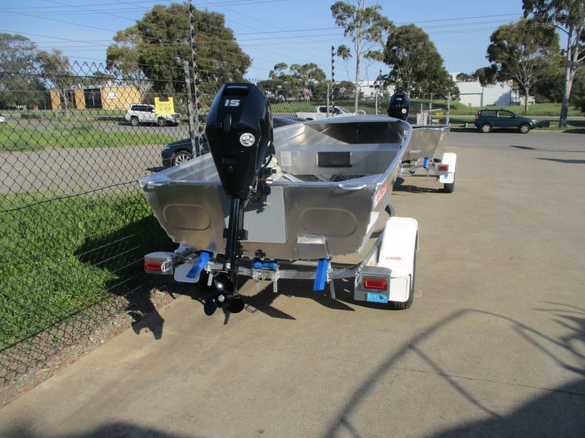 2024 Stacer 379 Seasprite | Boat Research | Boats Online