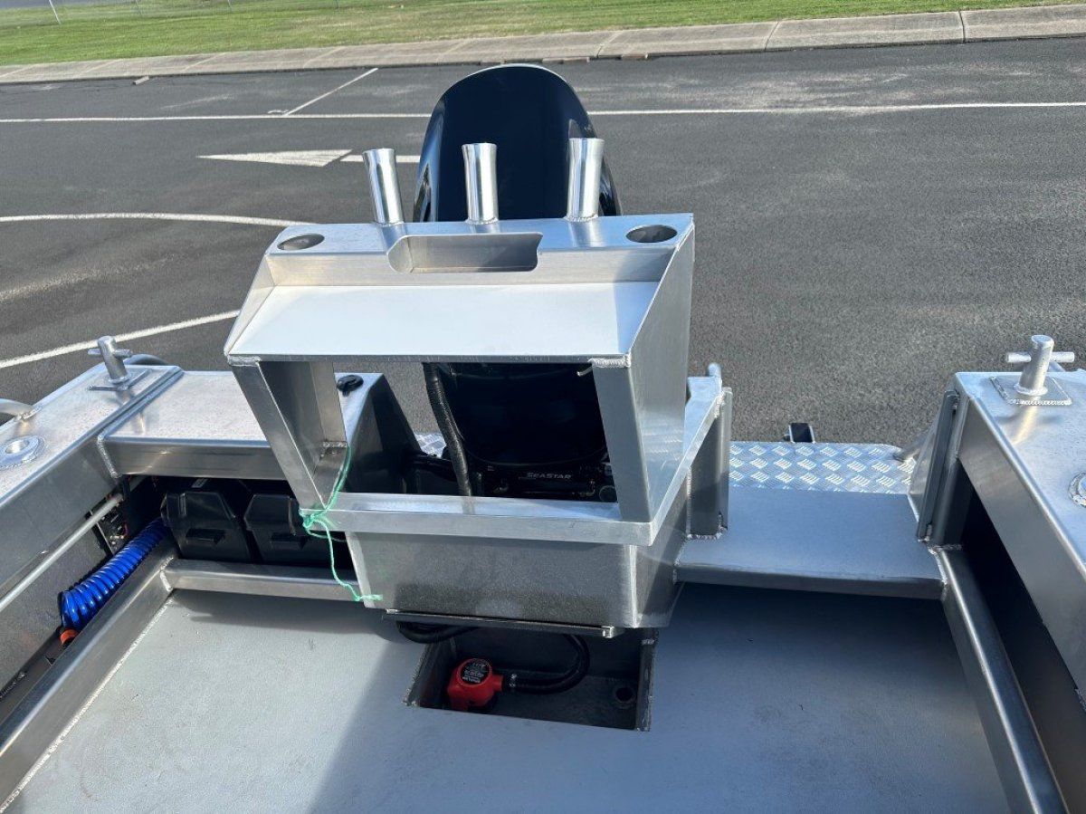 2022 Ballistic 570 Centre Console | Boat Research | Yachthub