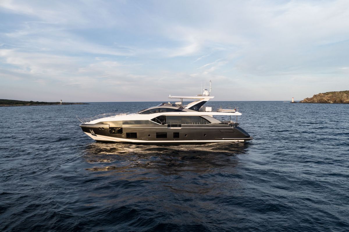 2021 Azimut Grande 27 Metri | Boat Research | Yachthub