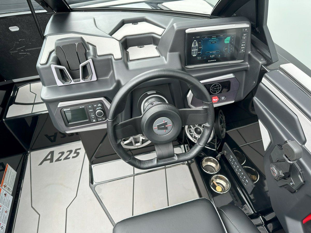 2023 Axis A225 | Boat Research | Boats Online