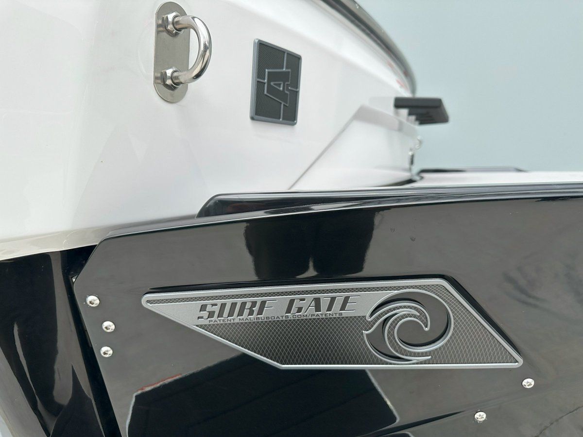 2023 Axis A225 | Boat Research | BoatsOnline