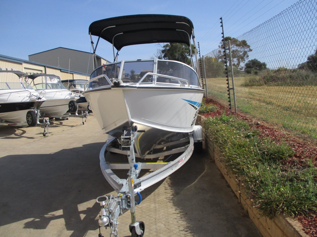 2024 Stacer 481 Seamaster | Boat Research | Boats Online