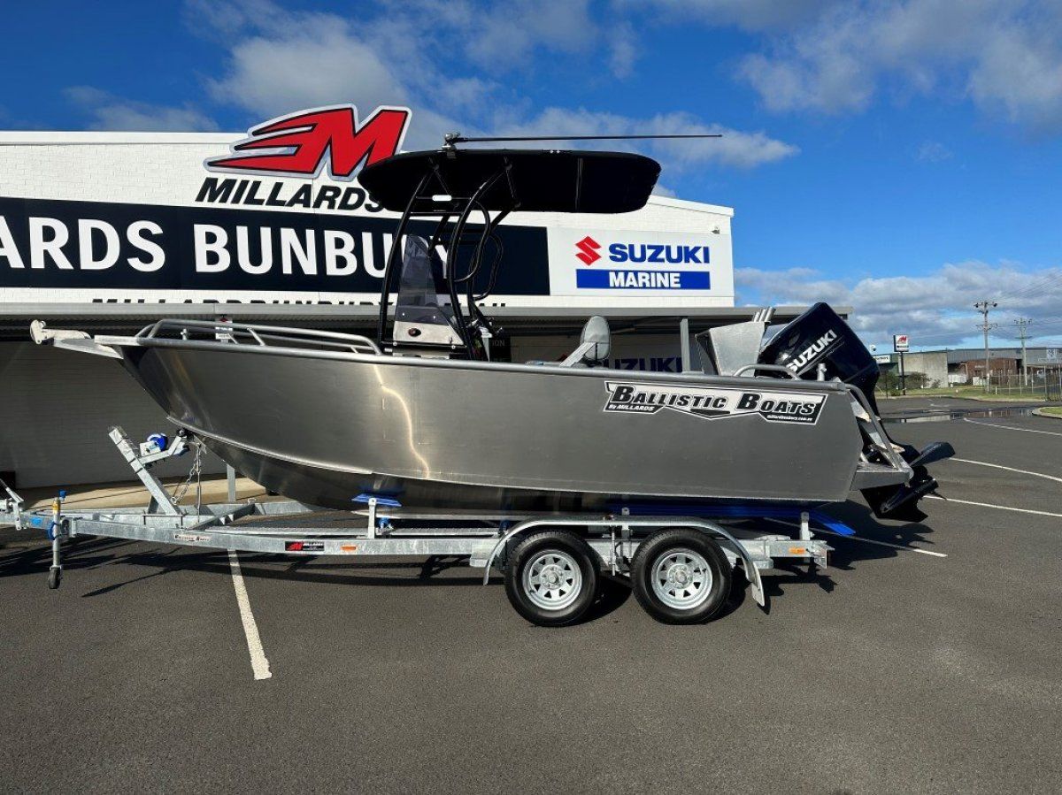 2022 Ballistic 570 Centre Console | Boat Research | Yachthub
