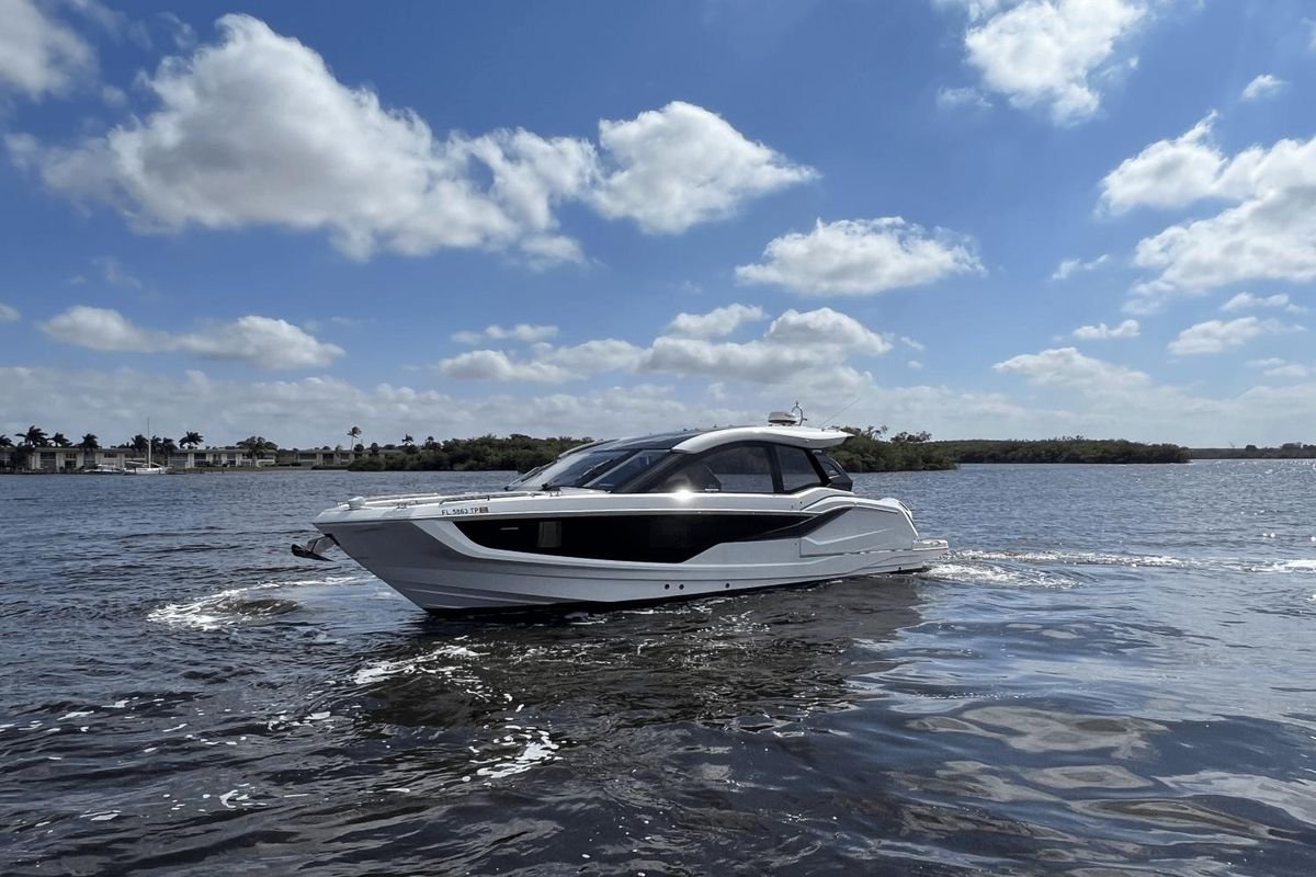 2024 Galeon 375 Gto | Boat Research | BoatsOnline