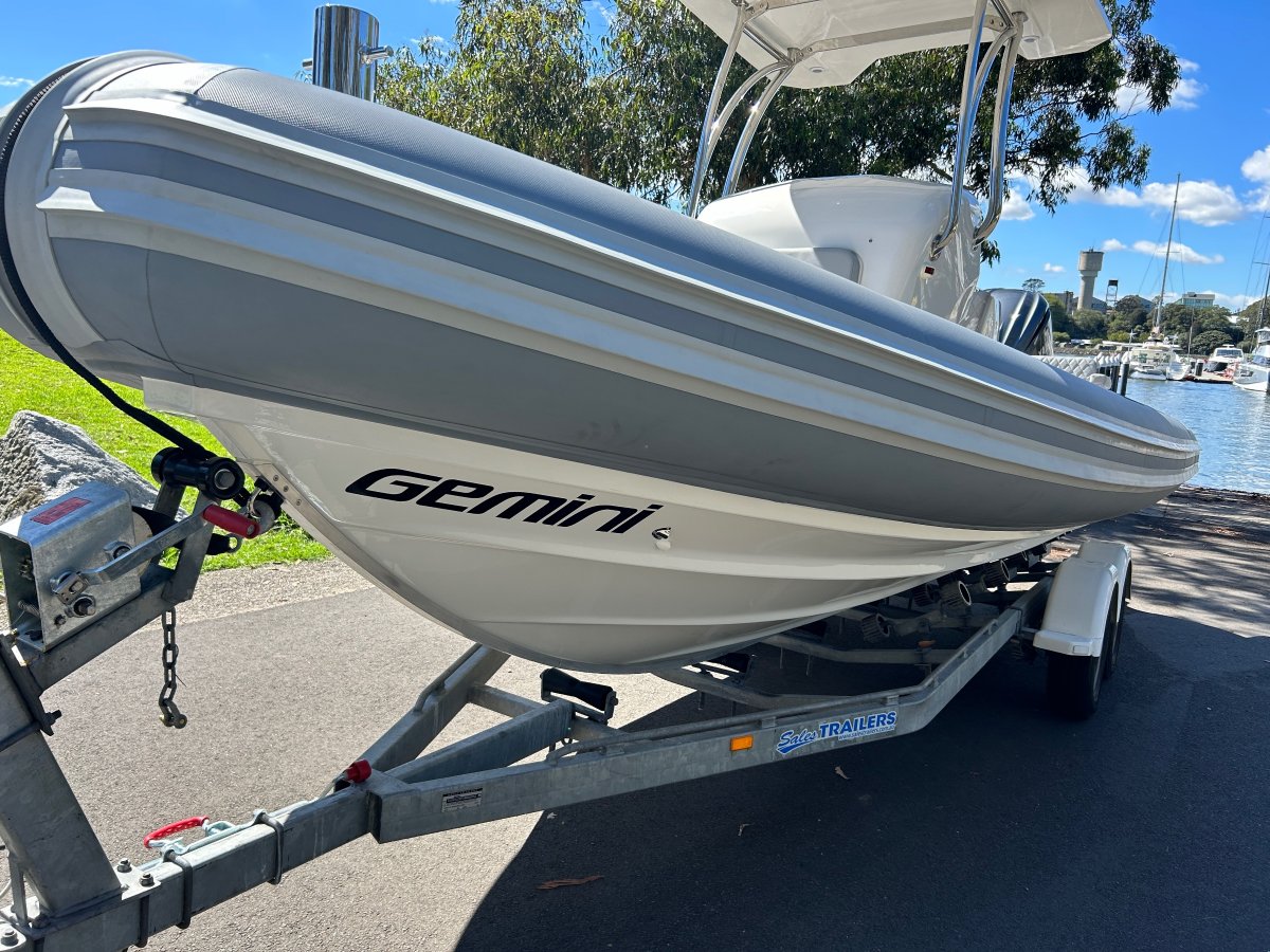 2024 Gemini Waverider 720 | Boat Research | Boats Online