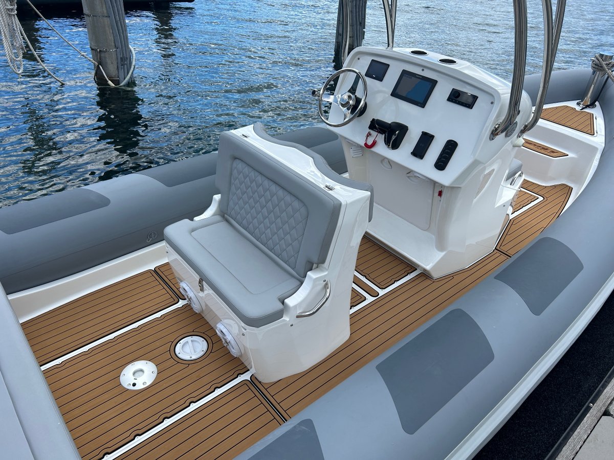 2024 Gemini Waverider 720 | Boat Research | Yachthub