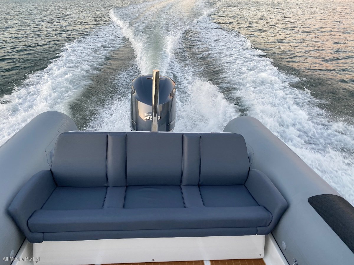 2024 Gemini Waverider 780 | Boat Research | BoatsOnline