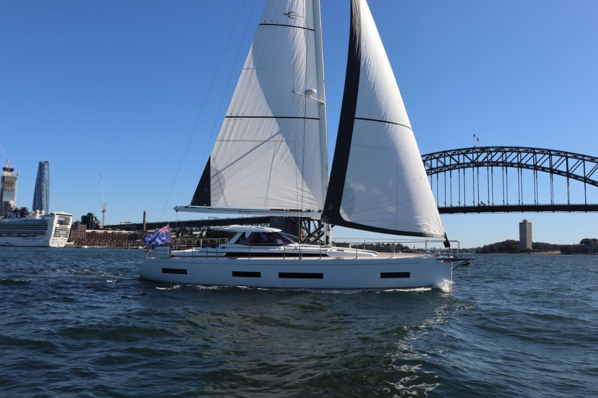 2025 Amel 50 | Boat Research | Yachthub