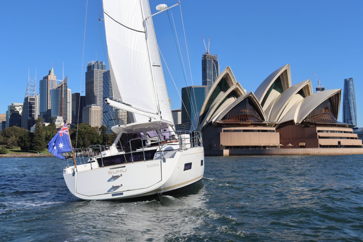 2025 Amel 50 | Boat Research | Yachthub