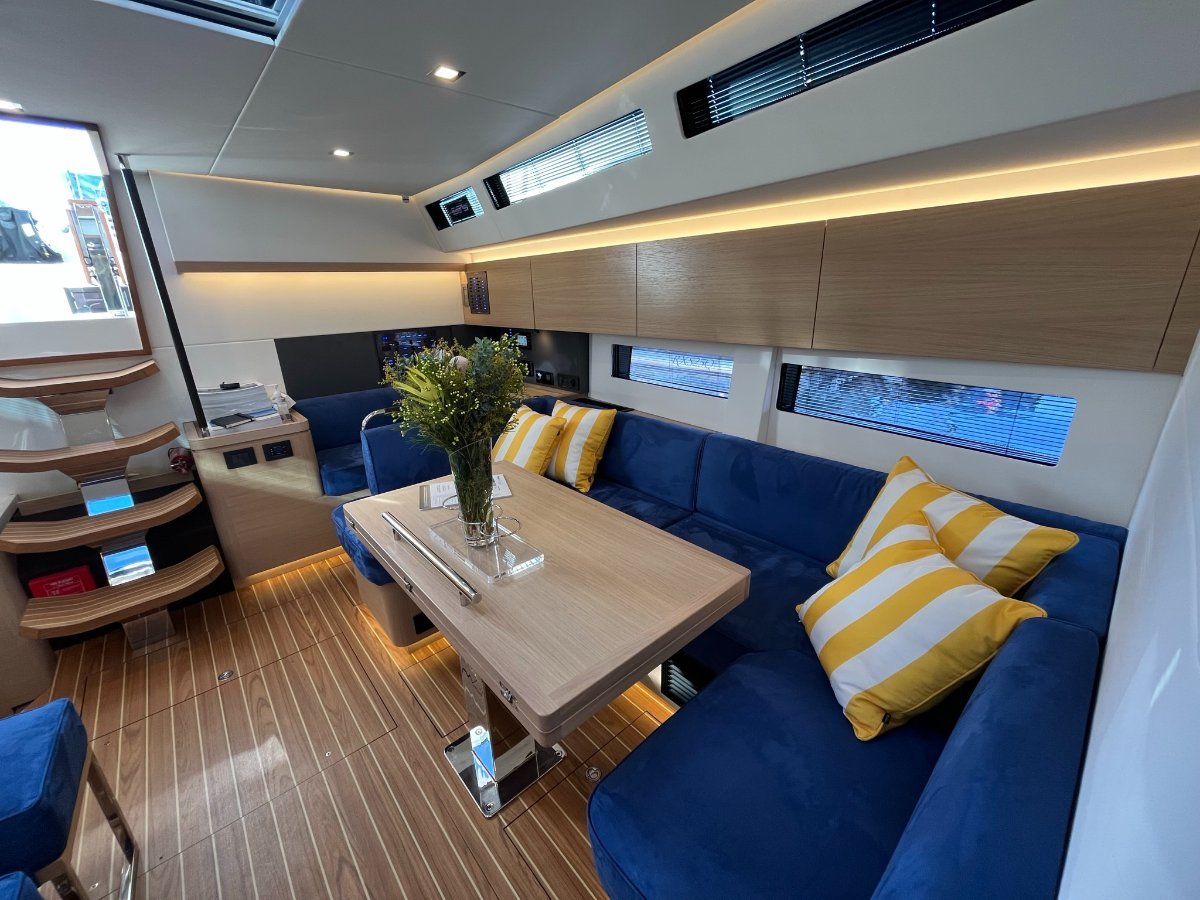 2025 Amel 50 | Boat Research | Yachthub