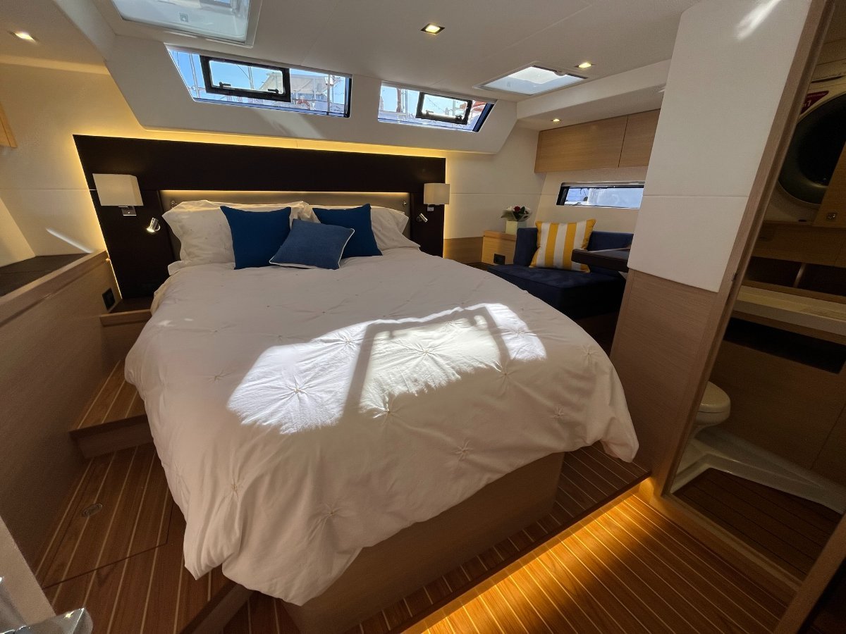 2025 Amel 50 | Boat Research | Yachthub