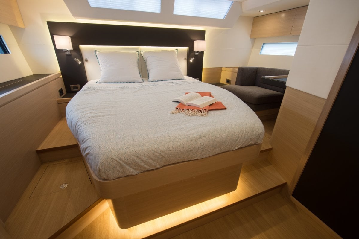 2025 Amel 50 | Boat Research | Yachthub