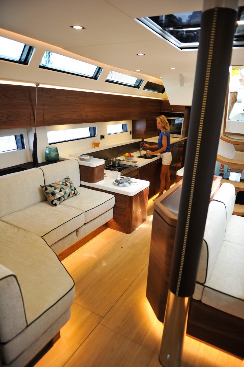 2025 Amel 60 | Boat Research | Yachthub