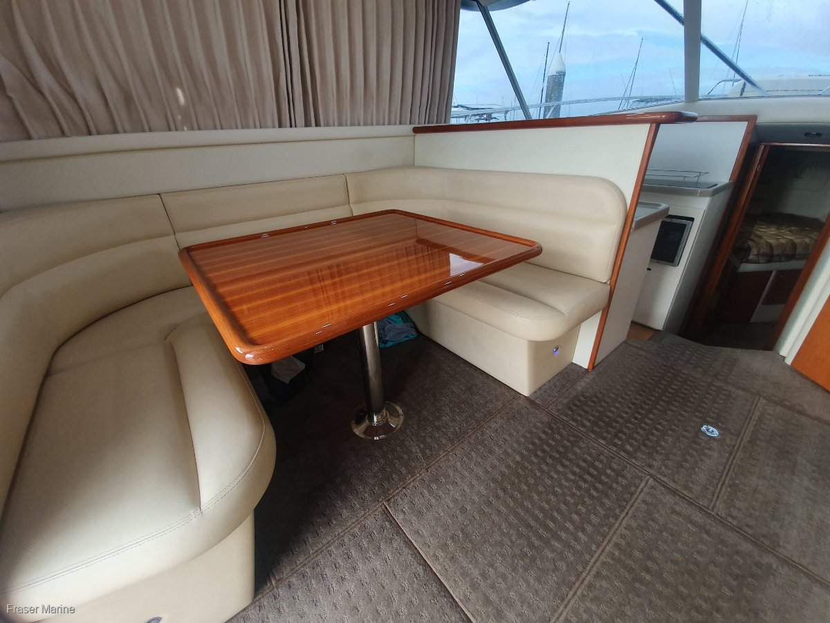 2025 Caribbean 35 Flybridge Cruiser Mk 3 | Boat Research | Yachthub