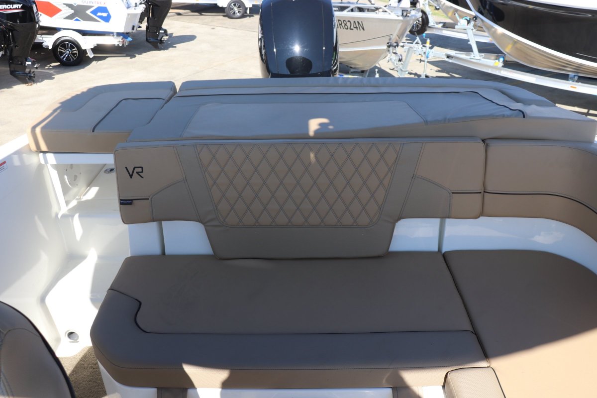 2023 Bayliner Vr5 | Boat Research | Yachthub