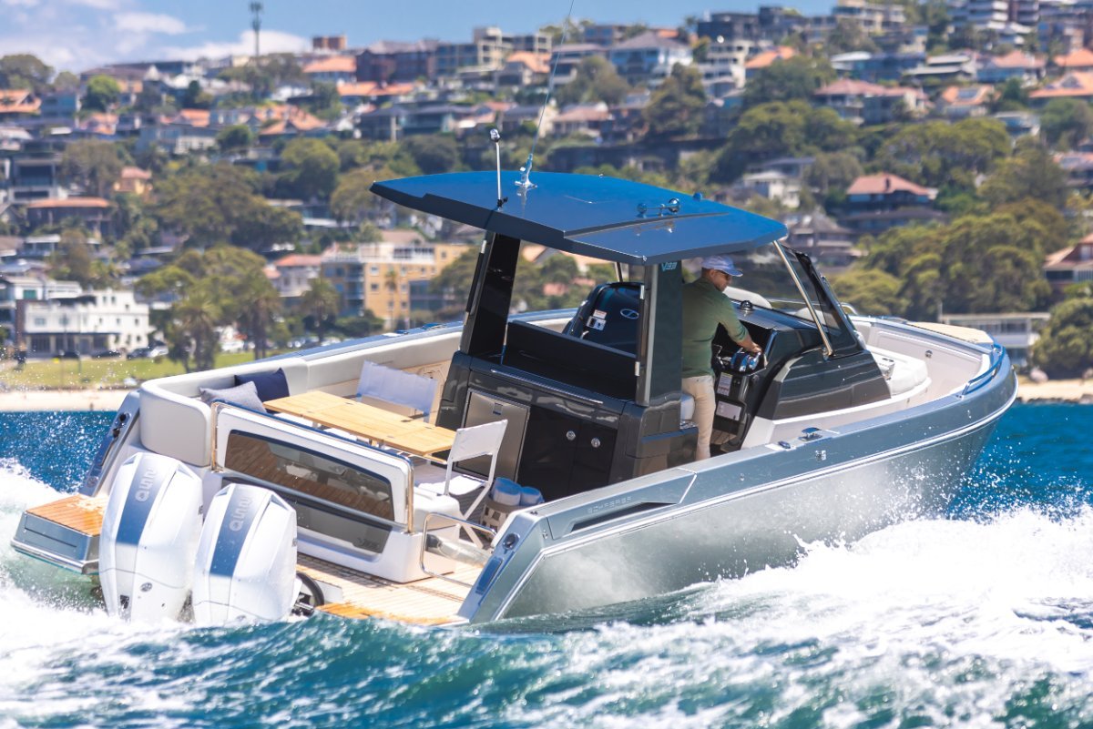 2024 Schaefer V33 | Boat Research | Boats Online