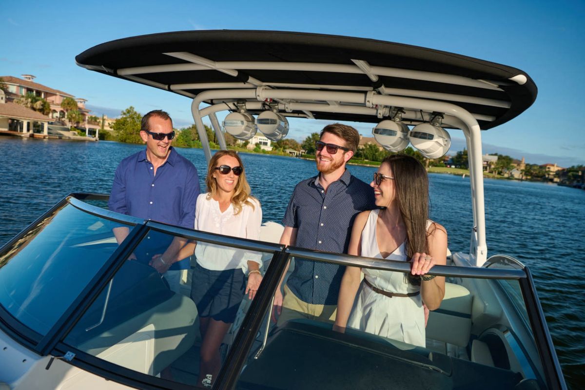 2024 Cobalt 30sc Outboard | Boat Research | Yachthub